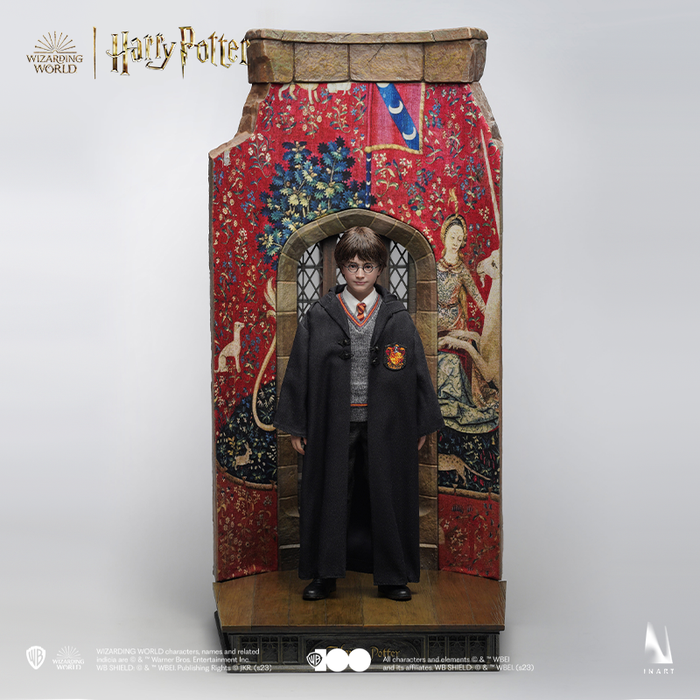Harry Potter 1/6 Scale Collectible Figure - Deluxe Version